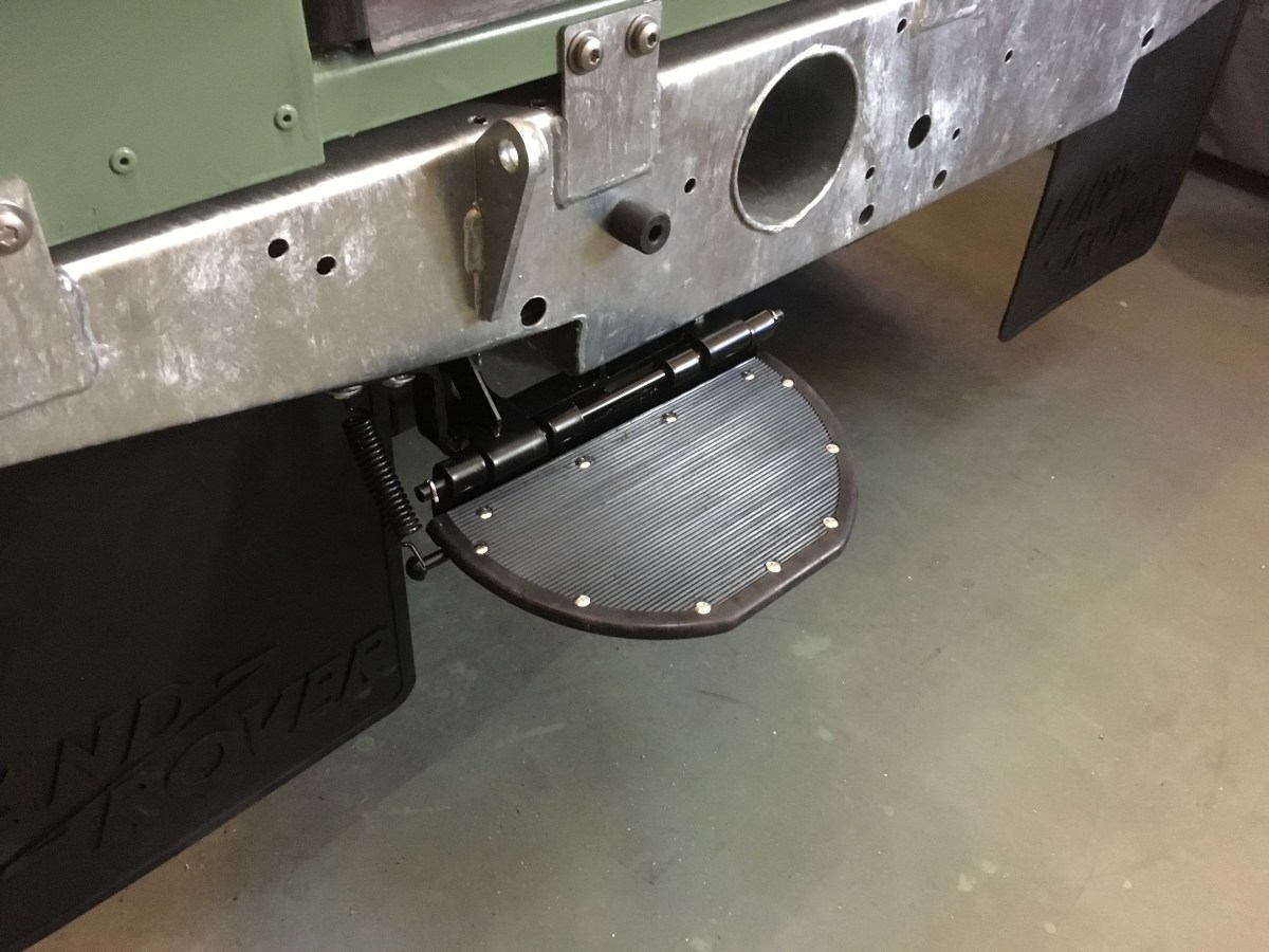 Rear Step – Little Green Landy