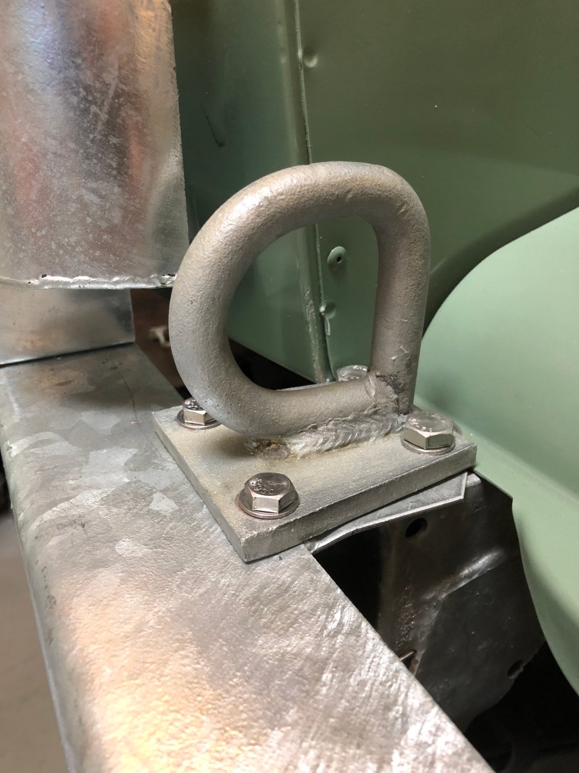 Towing eyes – Little Green Landy