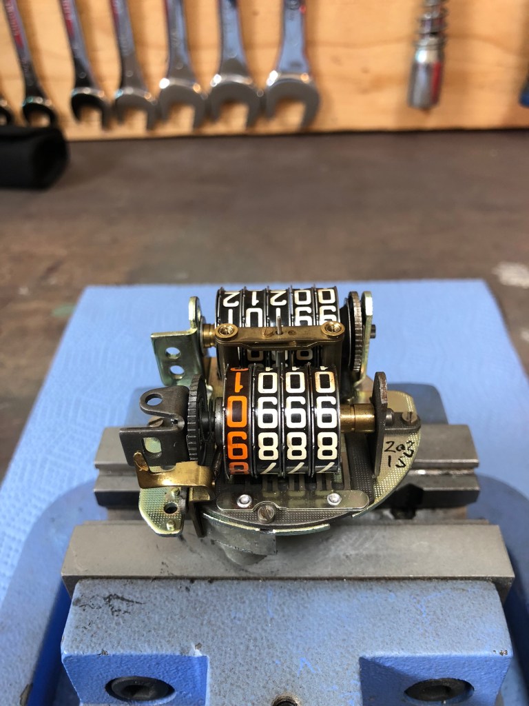 Speedometer strip and rebuild – Little Green Landy