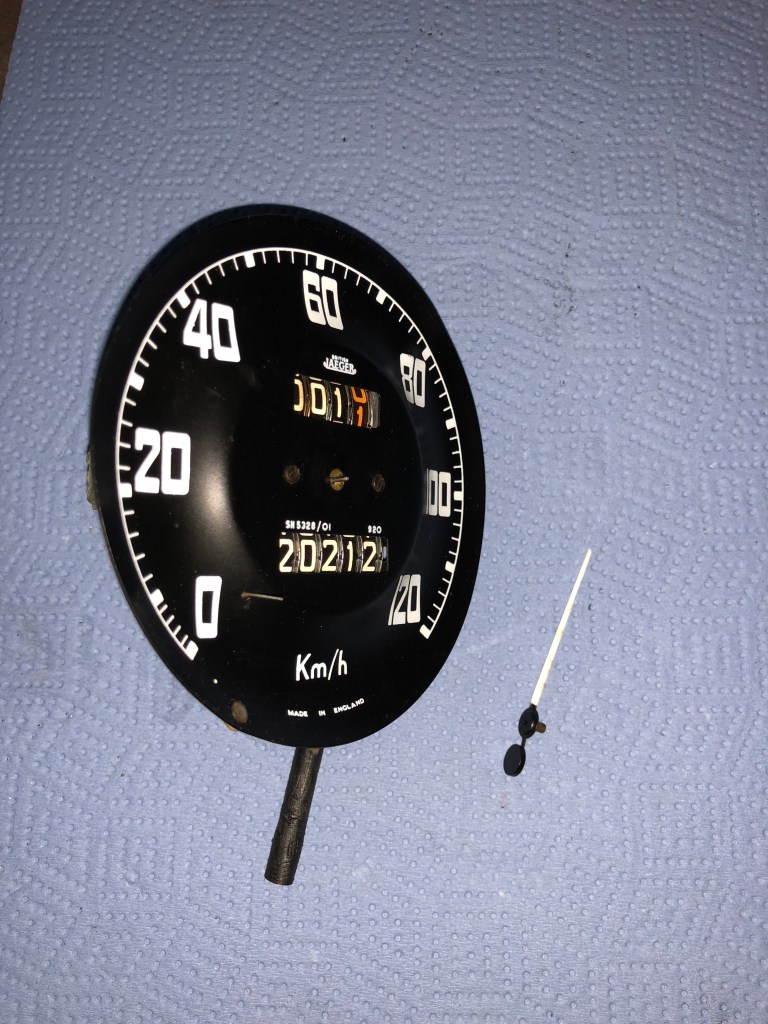 Speedometer strip and rebuild – Little Green Landy