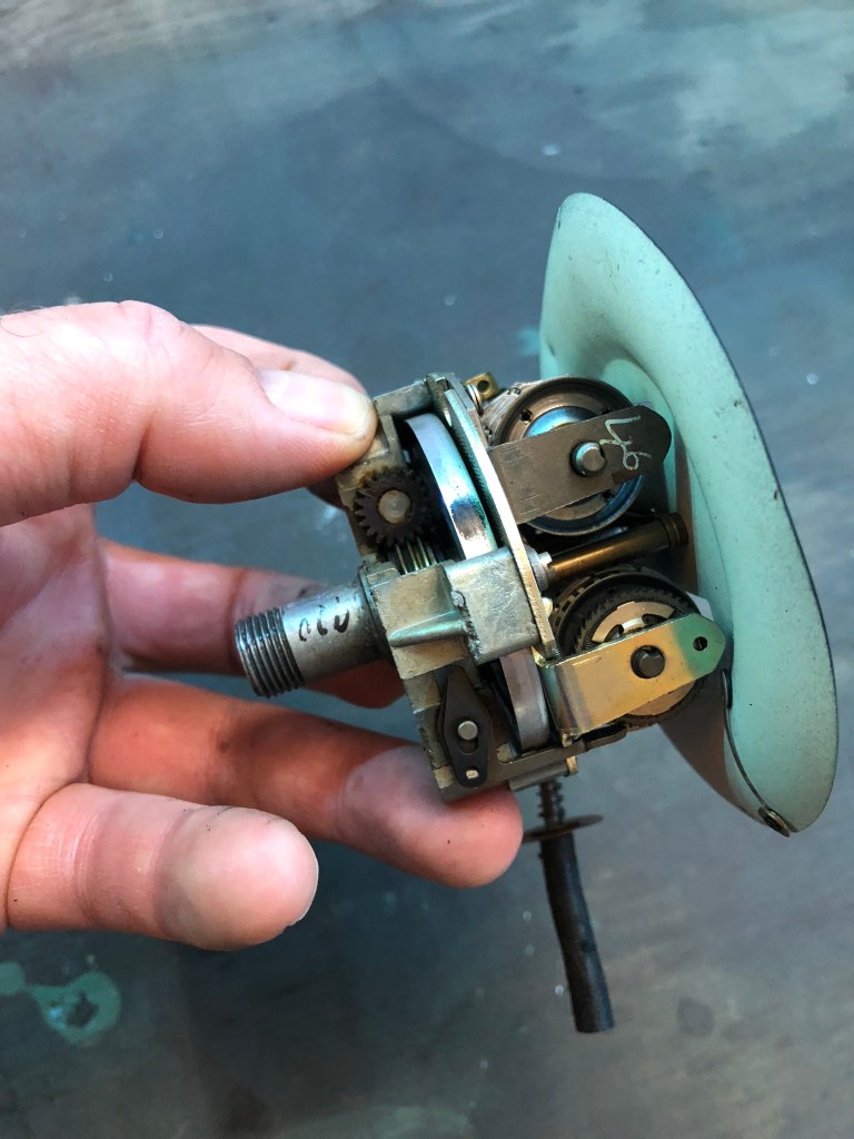 Speedometer strip and rebuild – Little Green Landy