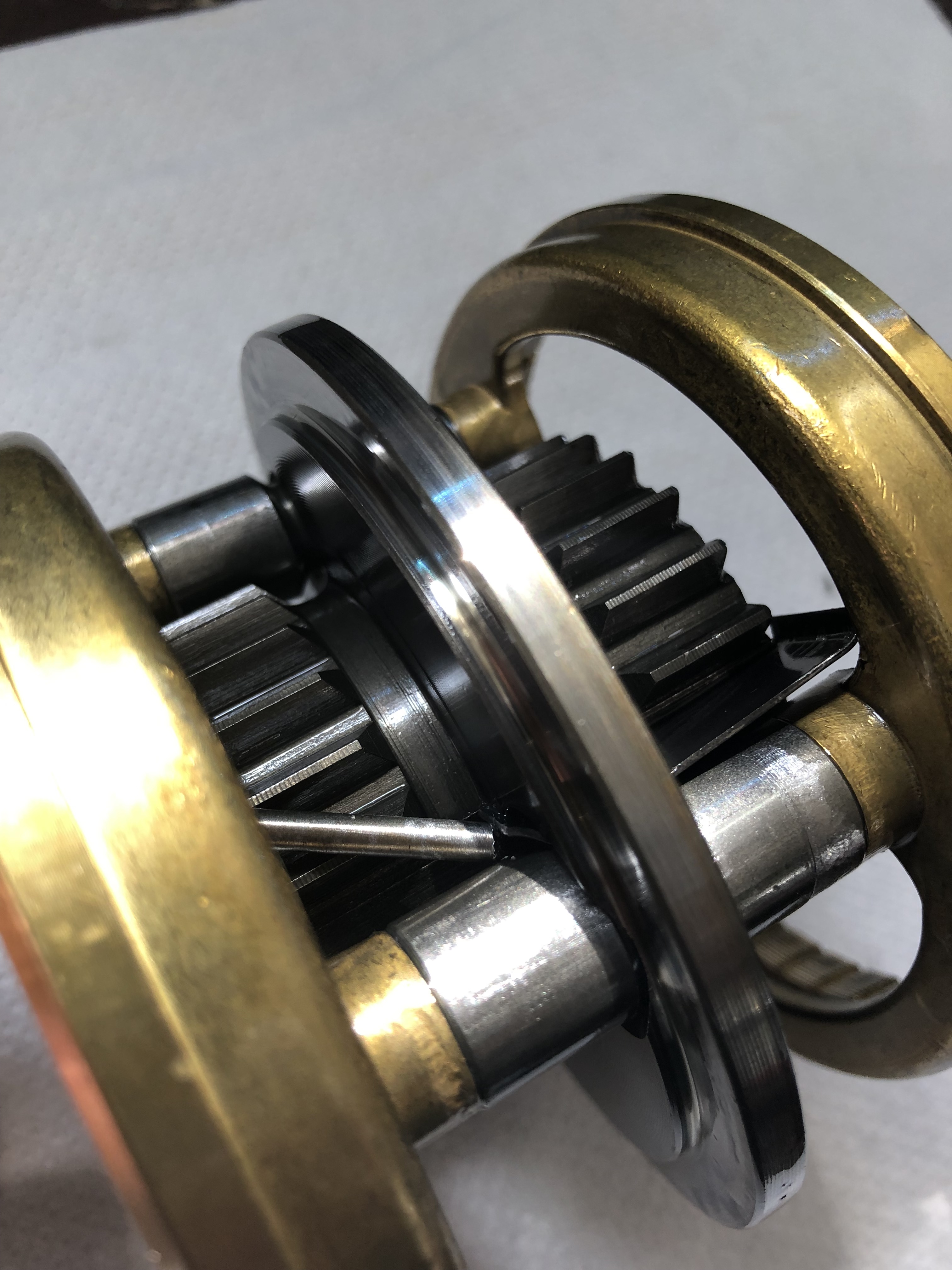 Gearbox Repair #3. Replacing the synchro detent springs – Little Green ...
