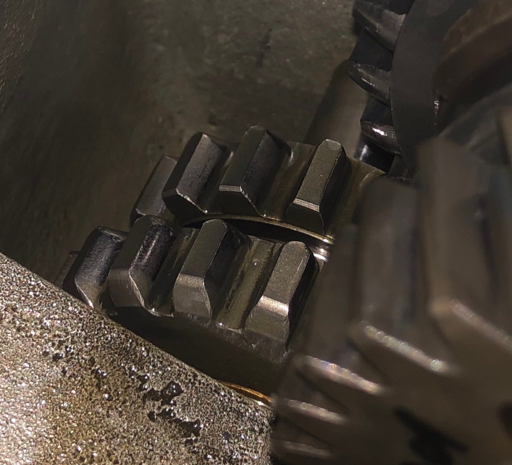 Gearbox Repair #4. Refitting the selector shafts – Little Green Landy