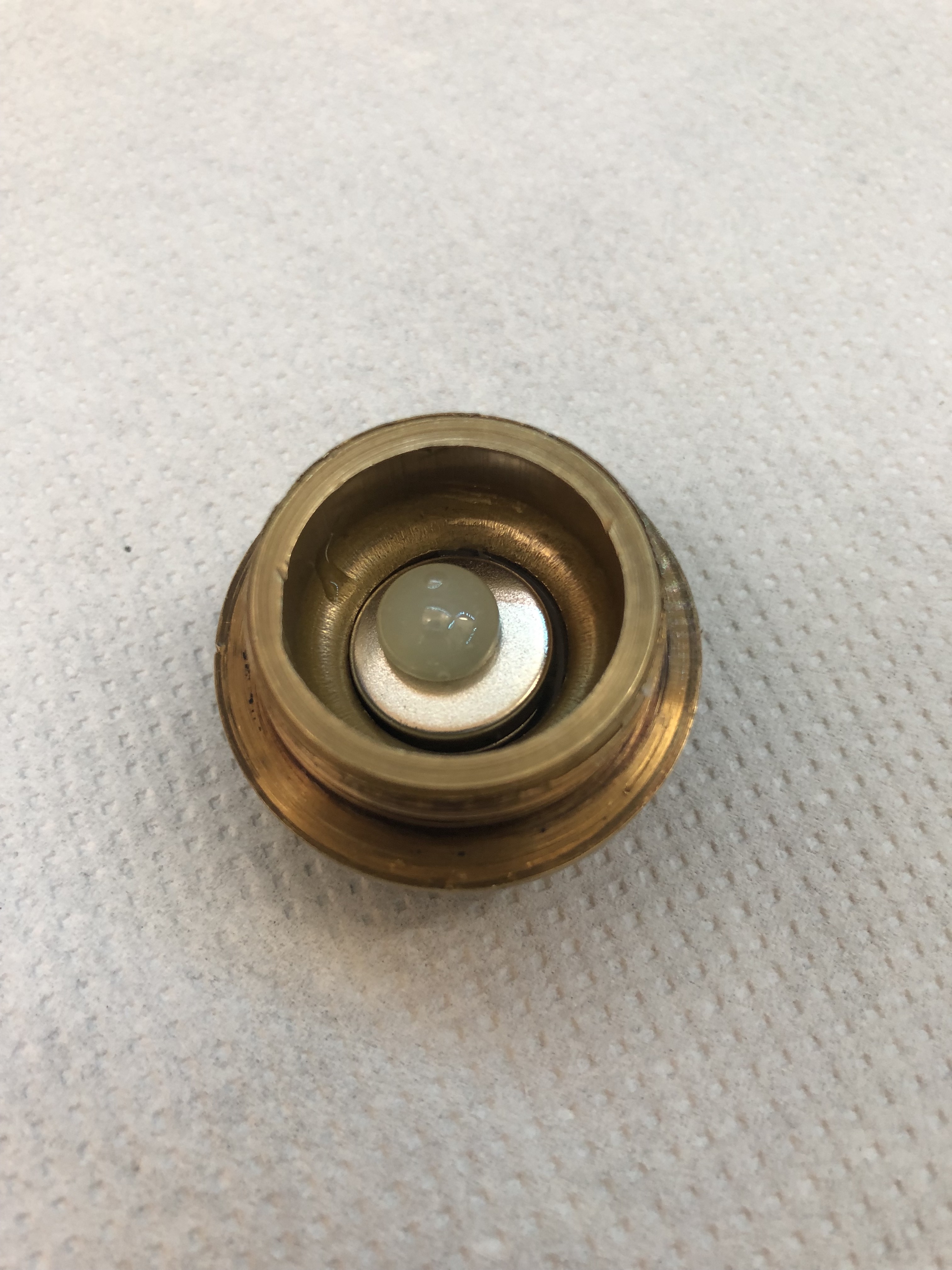 Magnetic drain plug – Little Green Landy