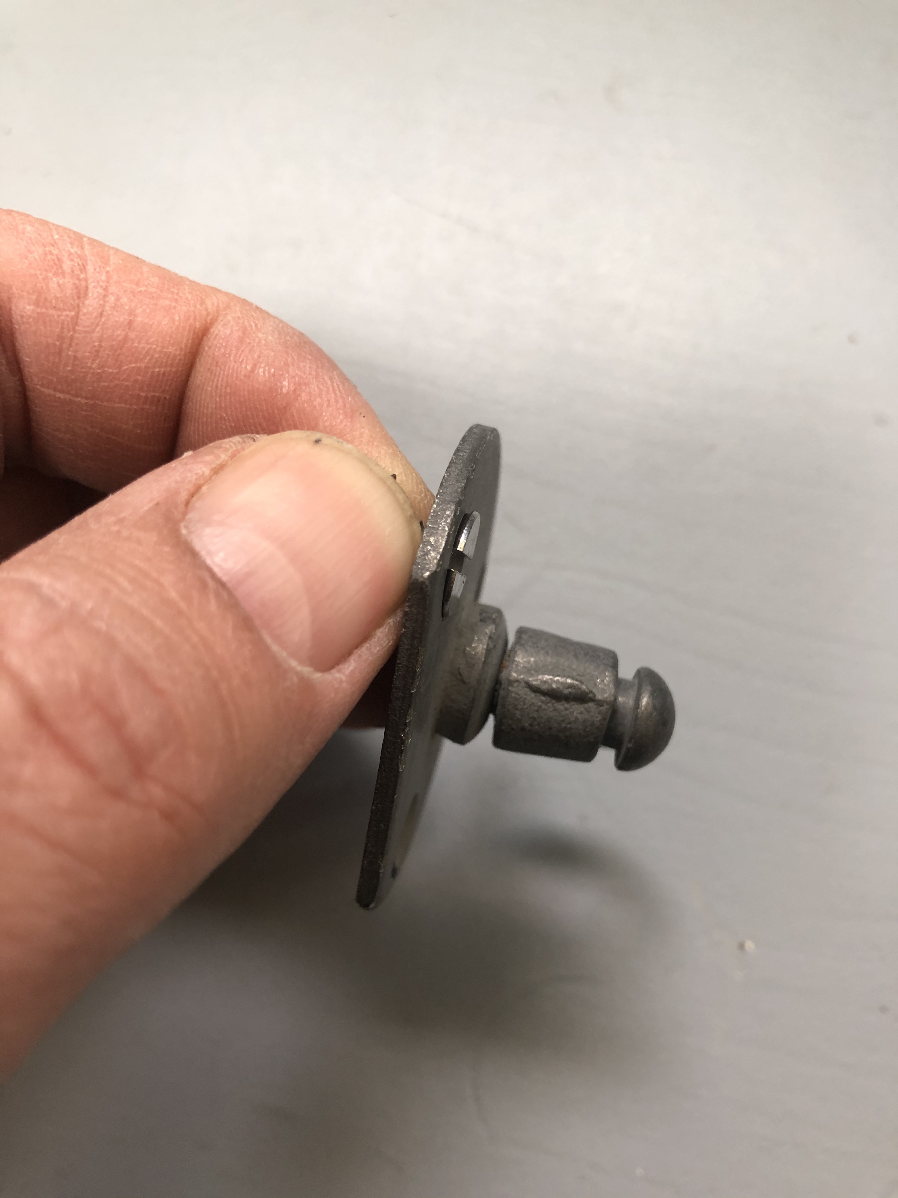 Bonnet Locking Device – Little Green Landy