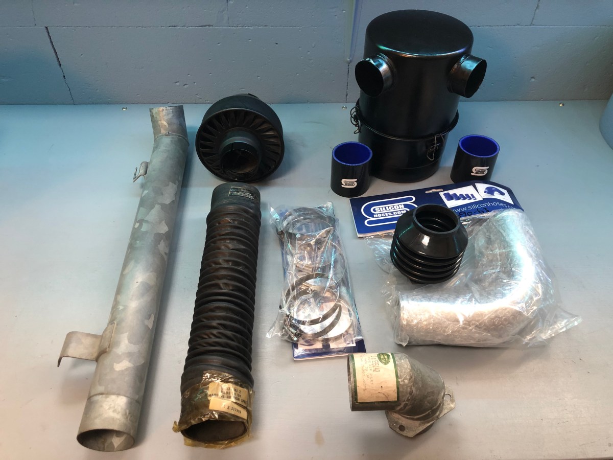 Raised Air Intake #1 – Little Green Landy